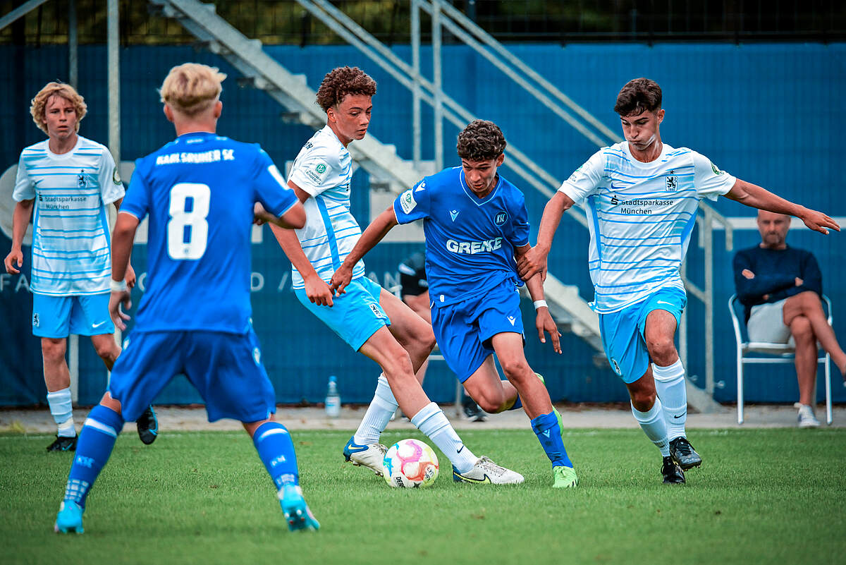 U17 startet erfolgreich in neue Saison: KSC - MEINE HEIMAT.