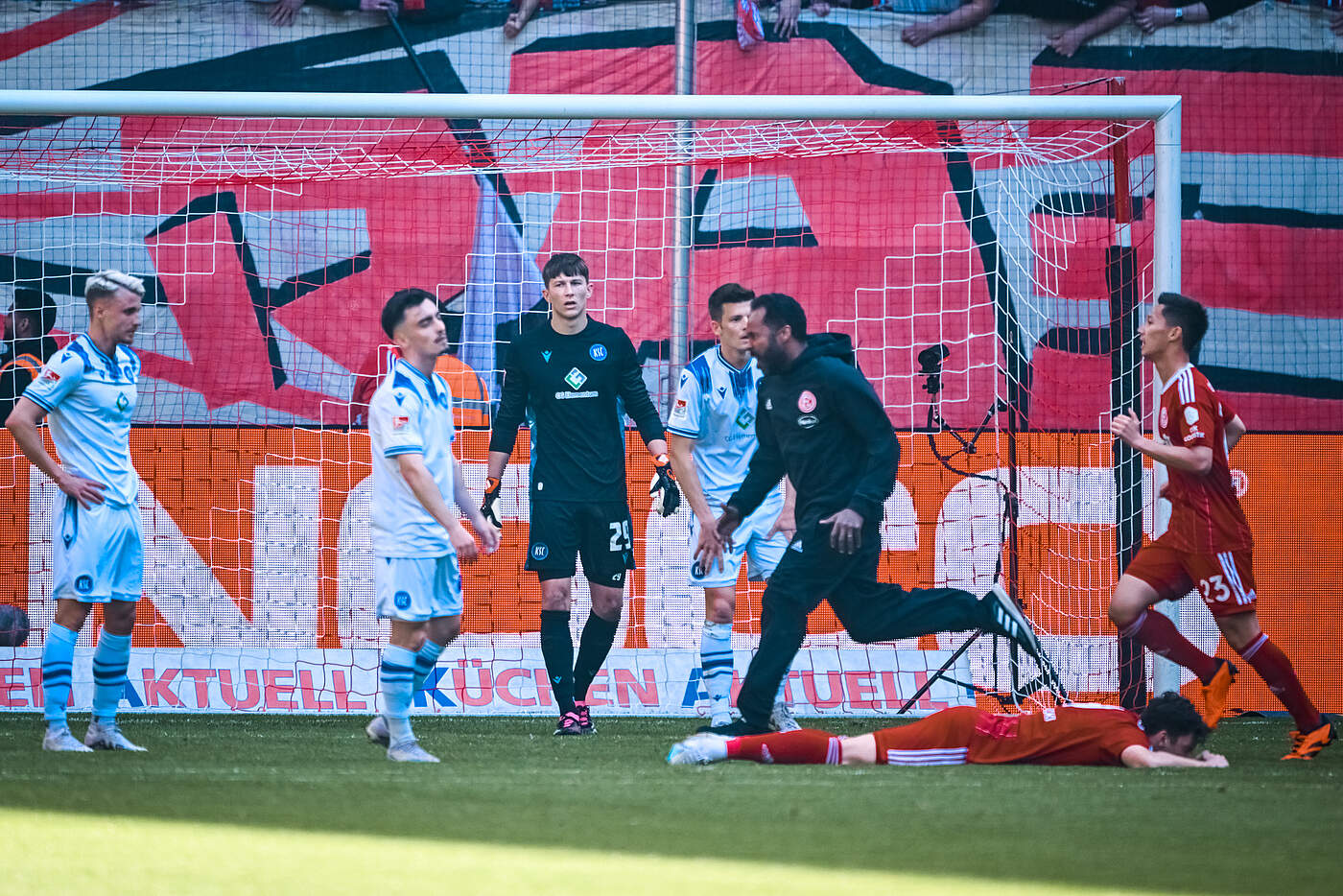 30. Spieltag: Fortuna Düsseldorf - KSC : KSC - MEINE HEIMAT.