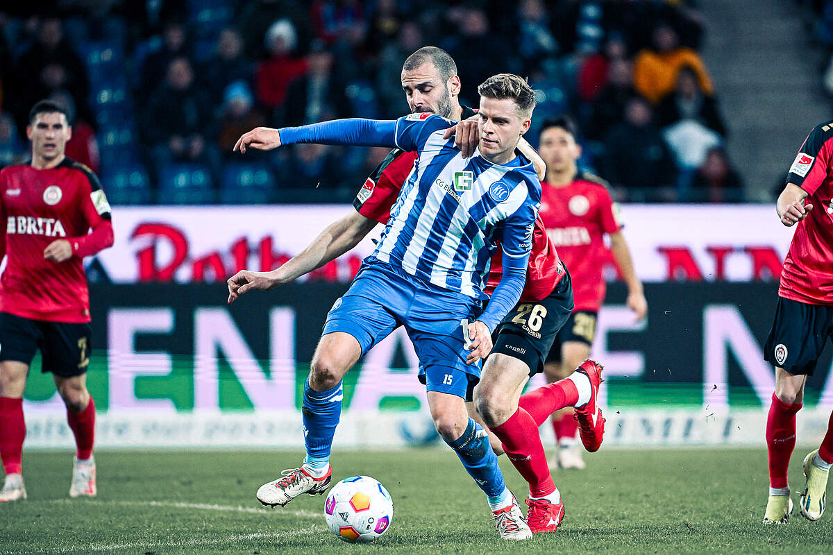 Länderspieldebüt für Dzenis Burnic: KSC - MEINE HEIMAT.