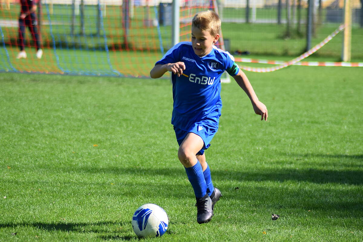 U12 schlägt den Tabellenführer aus Daxlanden: KSC - MEINE HEIMAT.