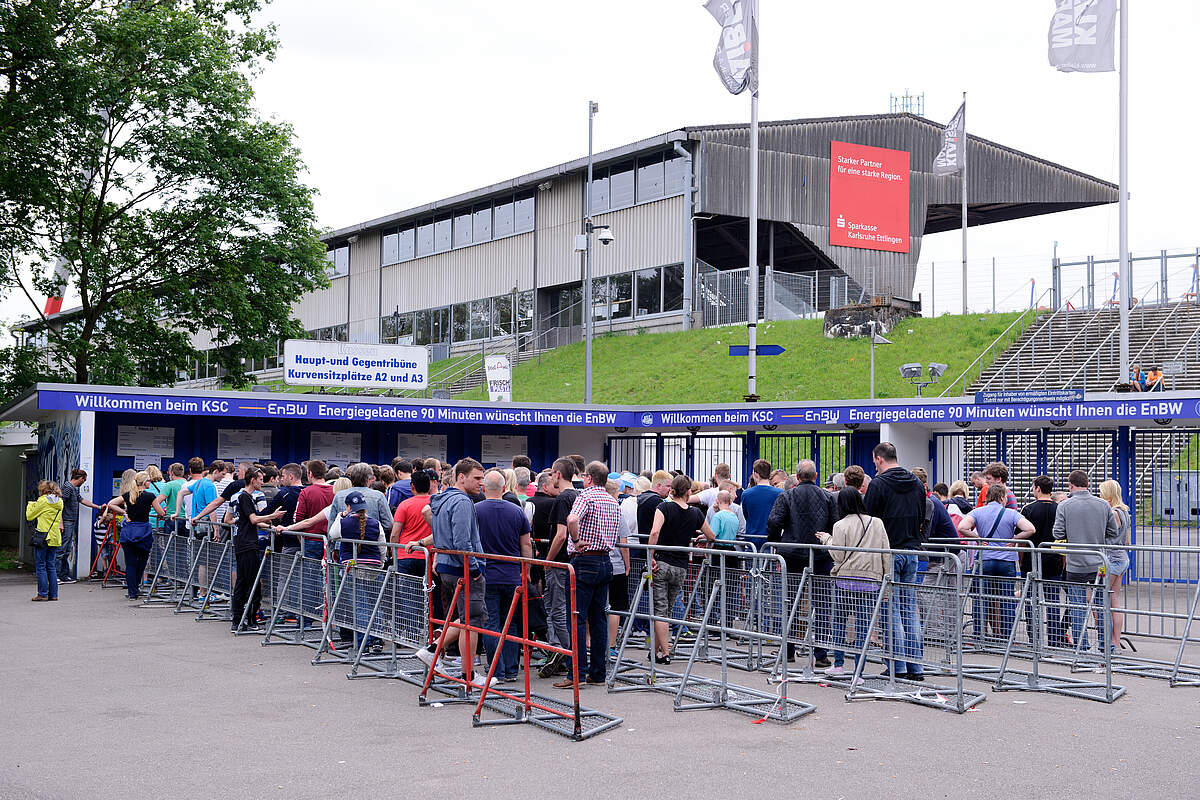 Neu zur Saison 17/18: Wildparkstadion öffnet künftig 90 Minuten vor ...