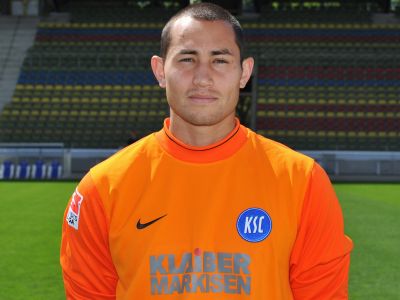 Robles siegt erneut: KSC - MEINE HEIMAT.