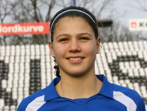 Bonuszahlung Claire Savin an KSC: KSC - MEINE HEIMAT.